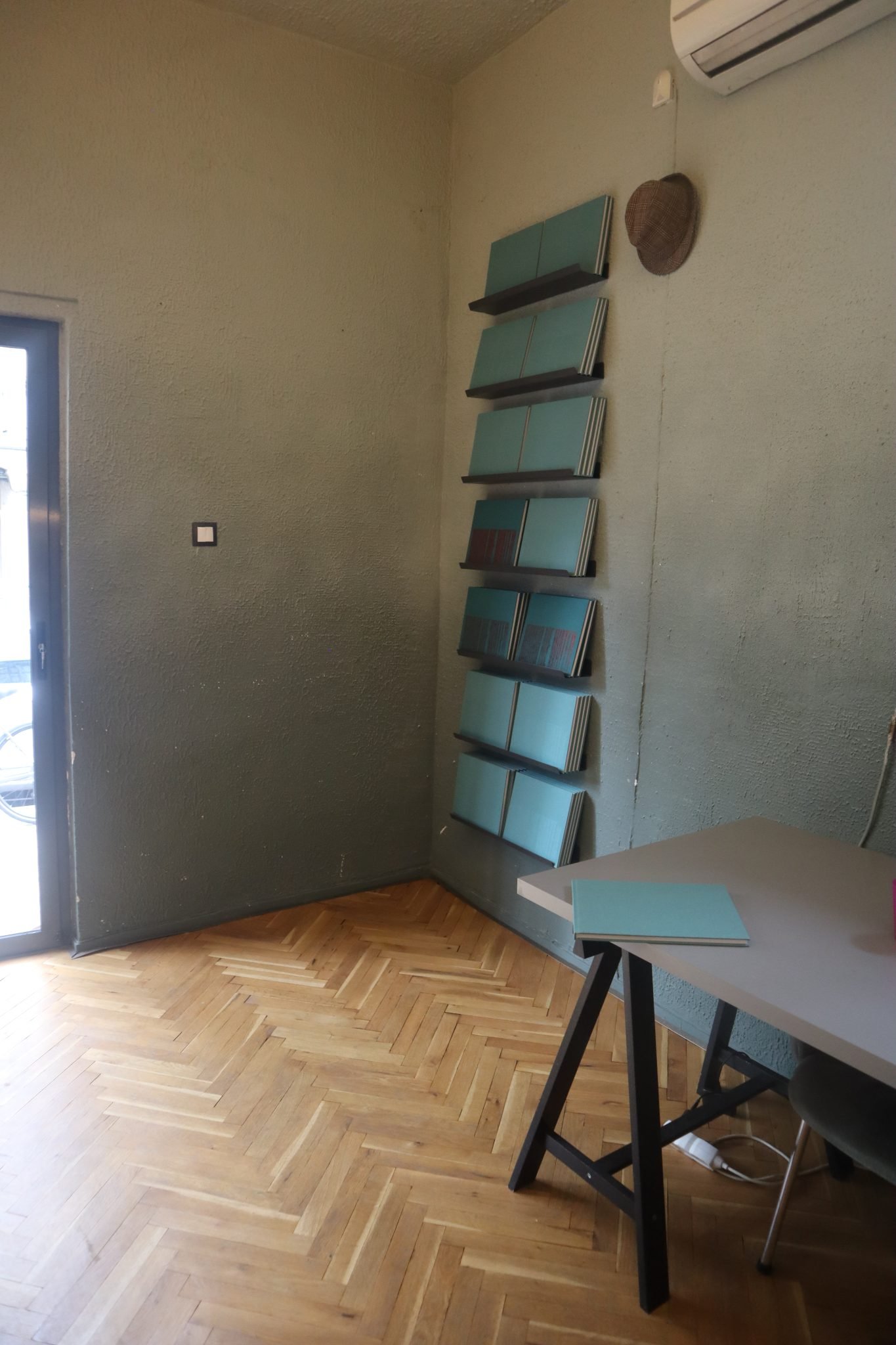 one book bookstore – другият модел – sofiaartmap